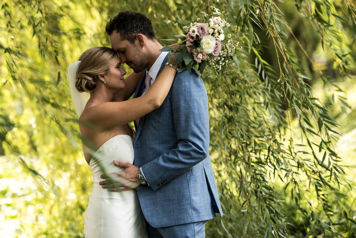 Wedding at Paikka in St.Paul : Gretchen+Griffin - Emmerlee Photogoraphy